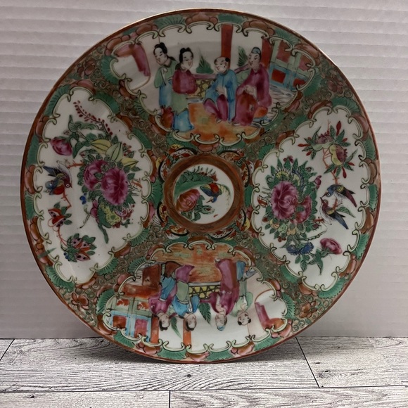 Accents | Early 19th Century Rose Medallion Qing Dynasty Decorative ...